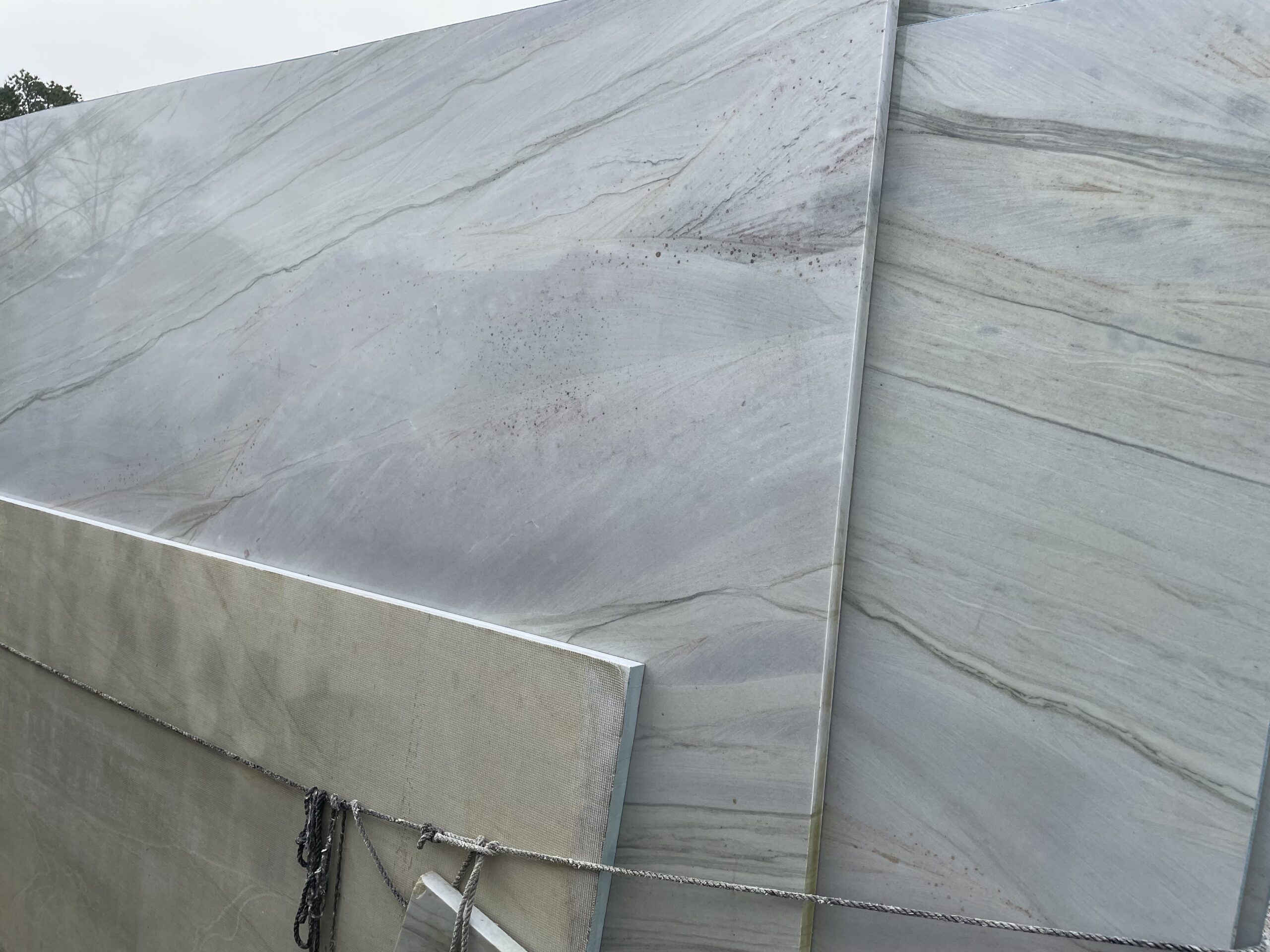 Quartzite Countertop Selection in New Jersey - Filling Marble & Tile